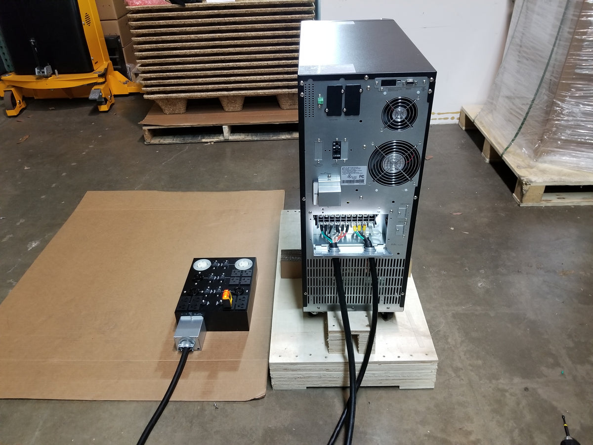 120/208 Or 120/240 Volt AC PDU (Power Distribution Unit) With Individu ...